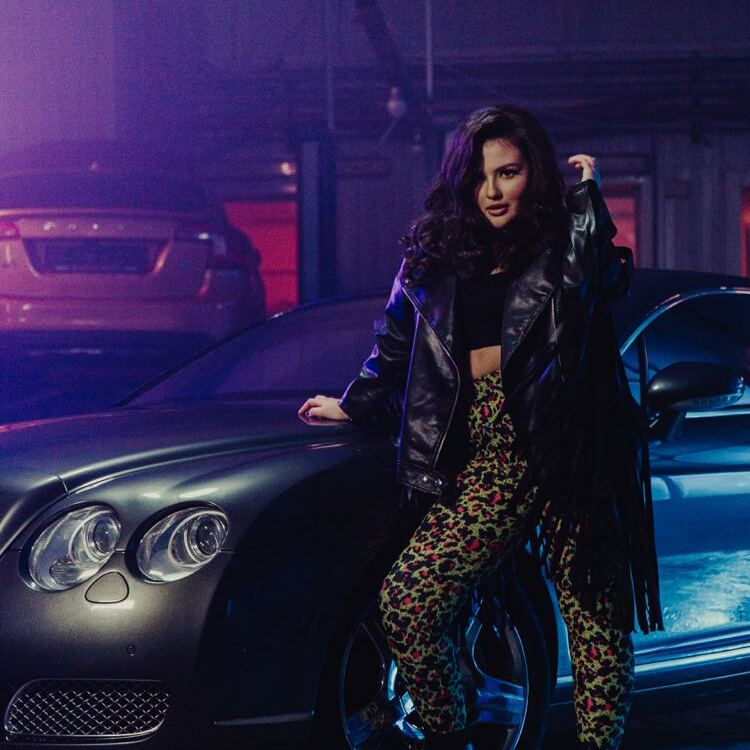 Masha Danilova presented a new lyrical song "Light Bulbs"